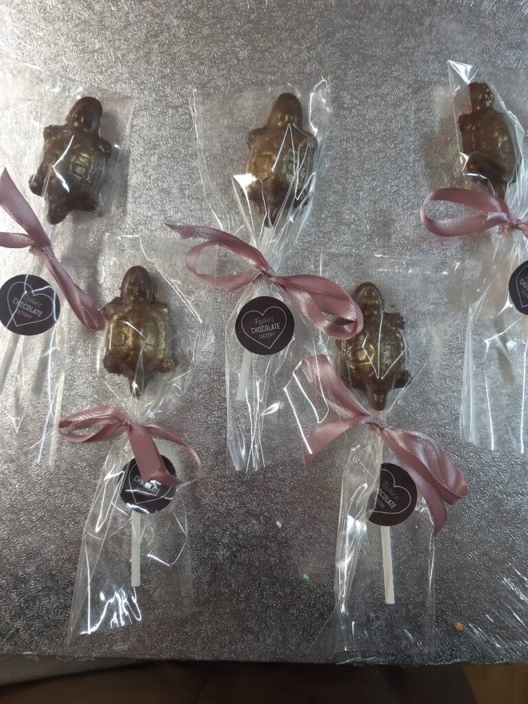 Milk Chocolate Turtle Lollipops – Set of 5 – Rosie's Chocolate Factory